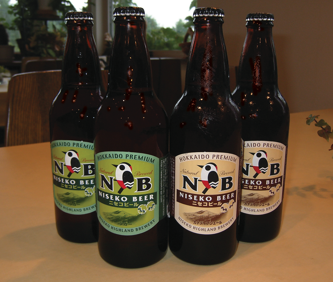Outdoor Japan Magazine - Niseko Beer at Higashiyama Eggshell