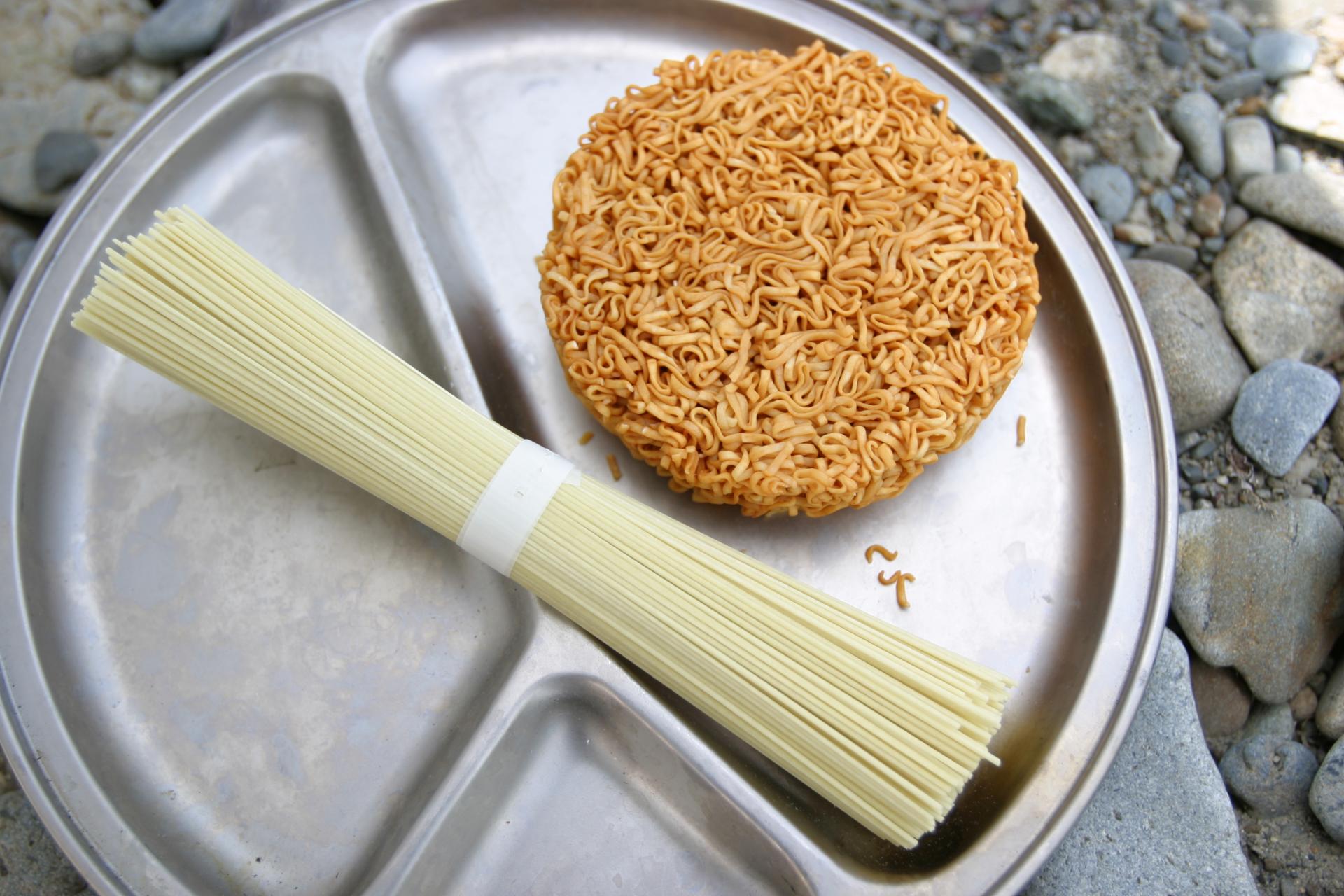 Outdoor Japan Magazine - Portable Peppery Pasta