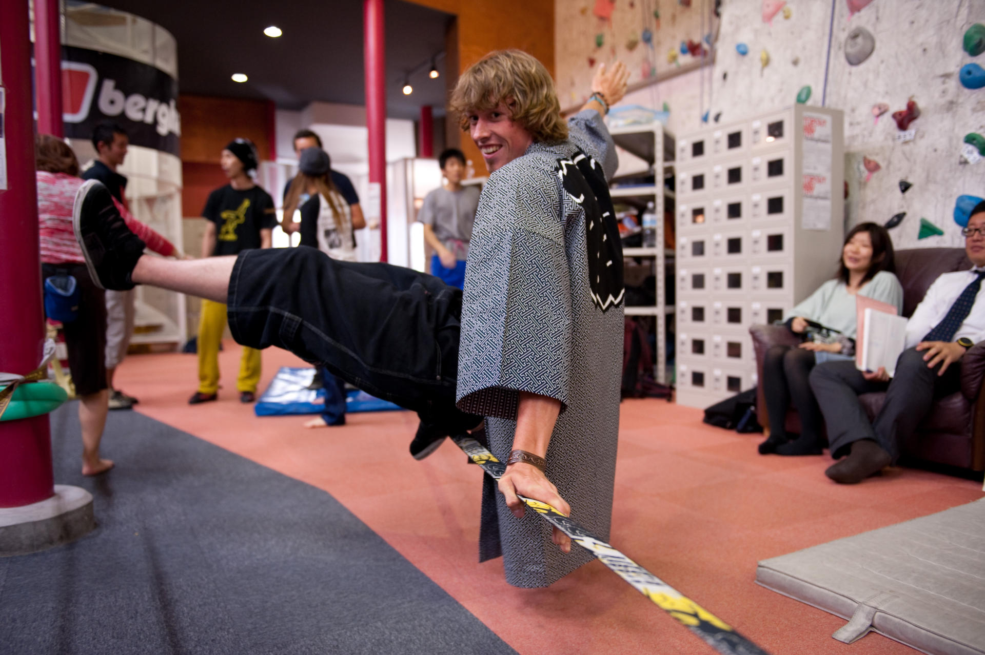 Outdoor Japan Magazine - Slacker Nation