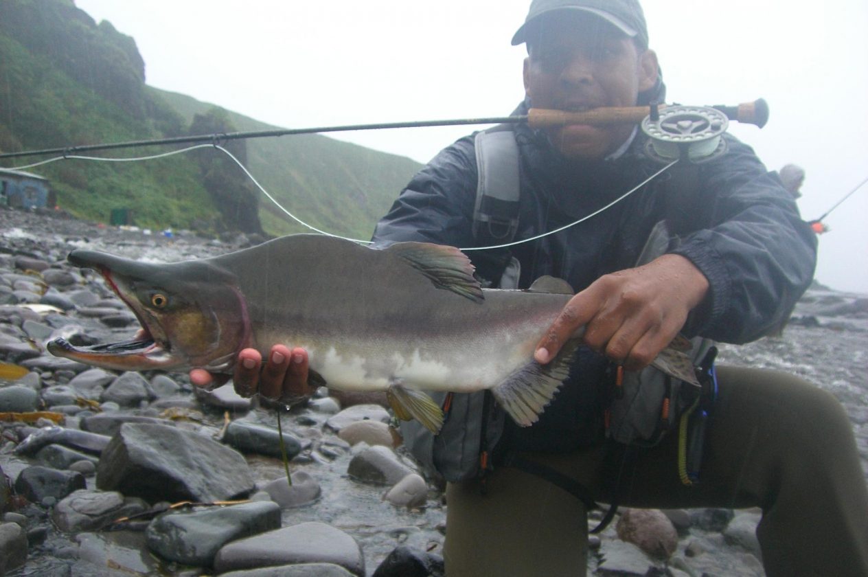 Outdoor Japan Magazine - Columns - Japan Angler - Becoming a Fly Guy
