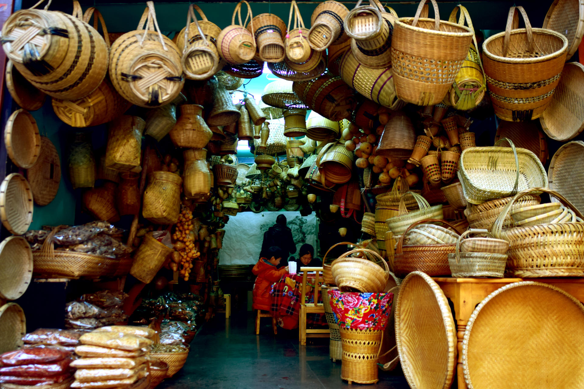 Hunan's Floating Mountains - Outdoor Japan