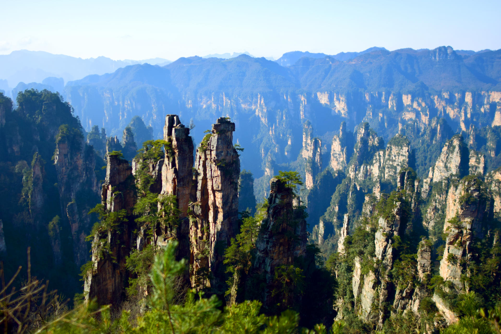 Hunan's Floating Mountains - Outdoor Japan