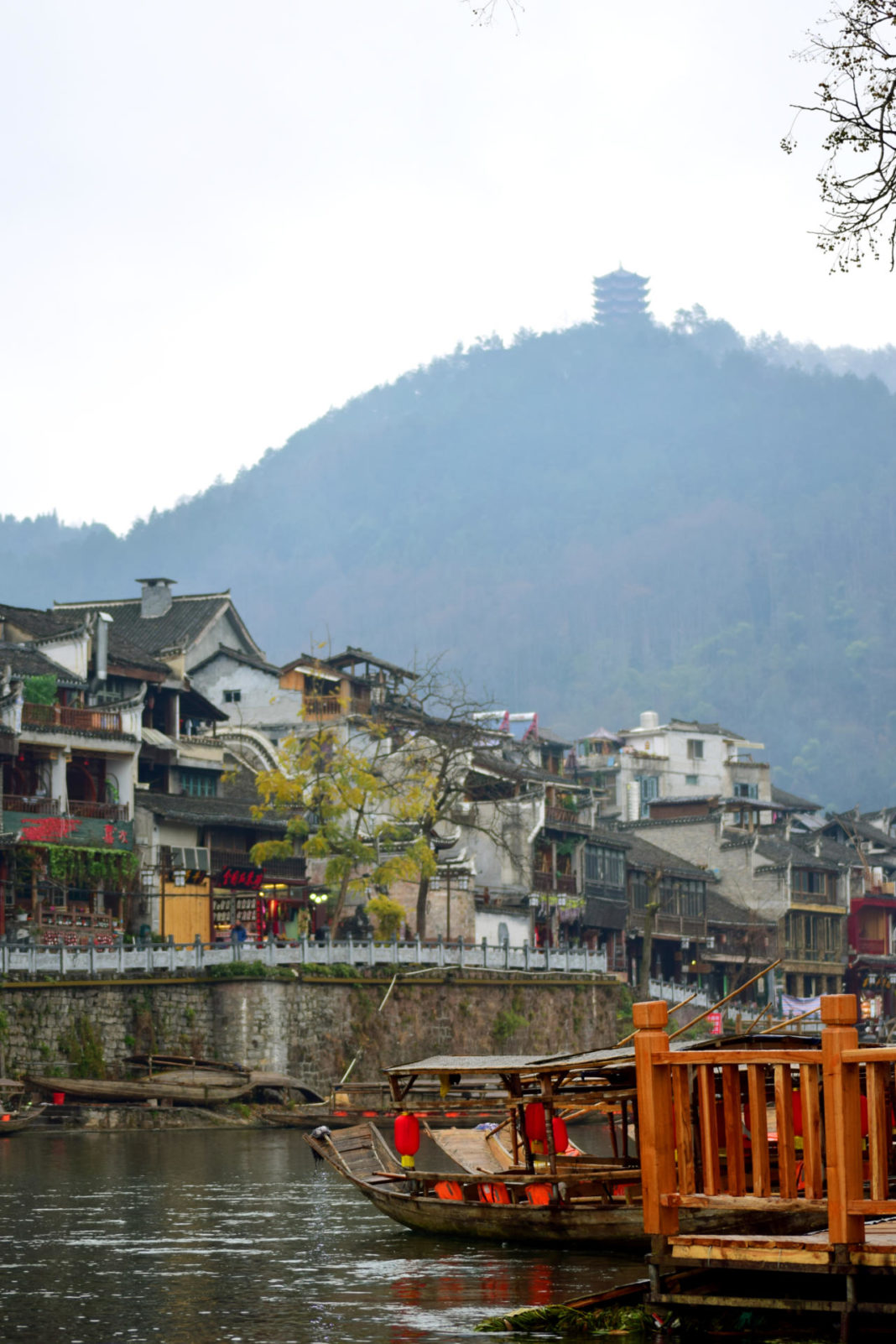 Hunan's Floating Mountains - Outdoor Japan