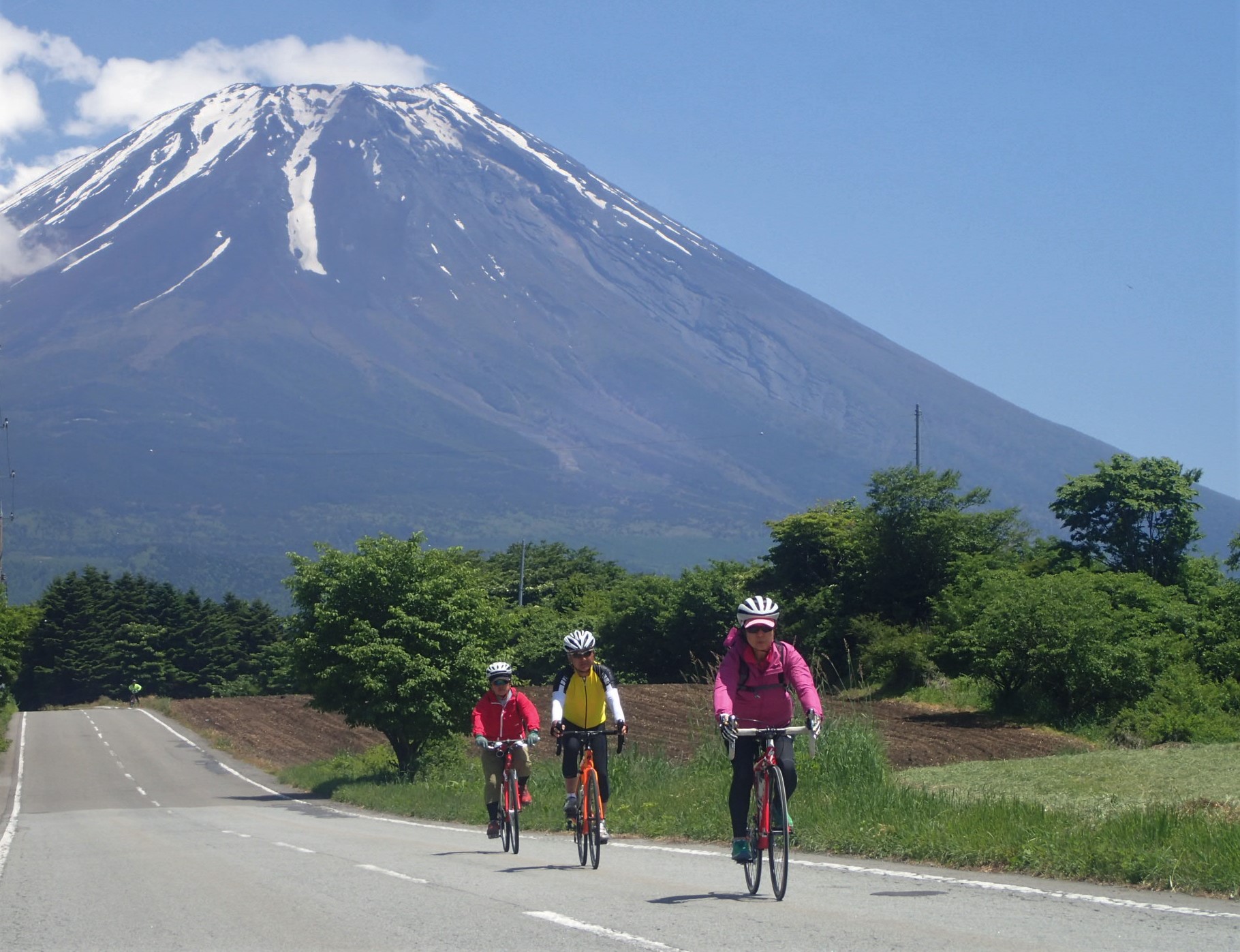 Exploring Mt. Fuji's Foothills - Outdoor Japan